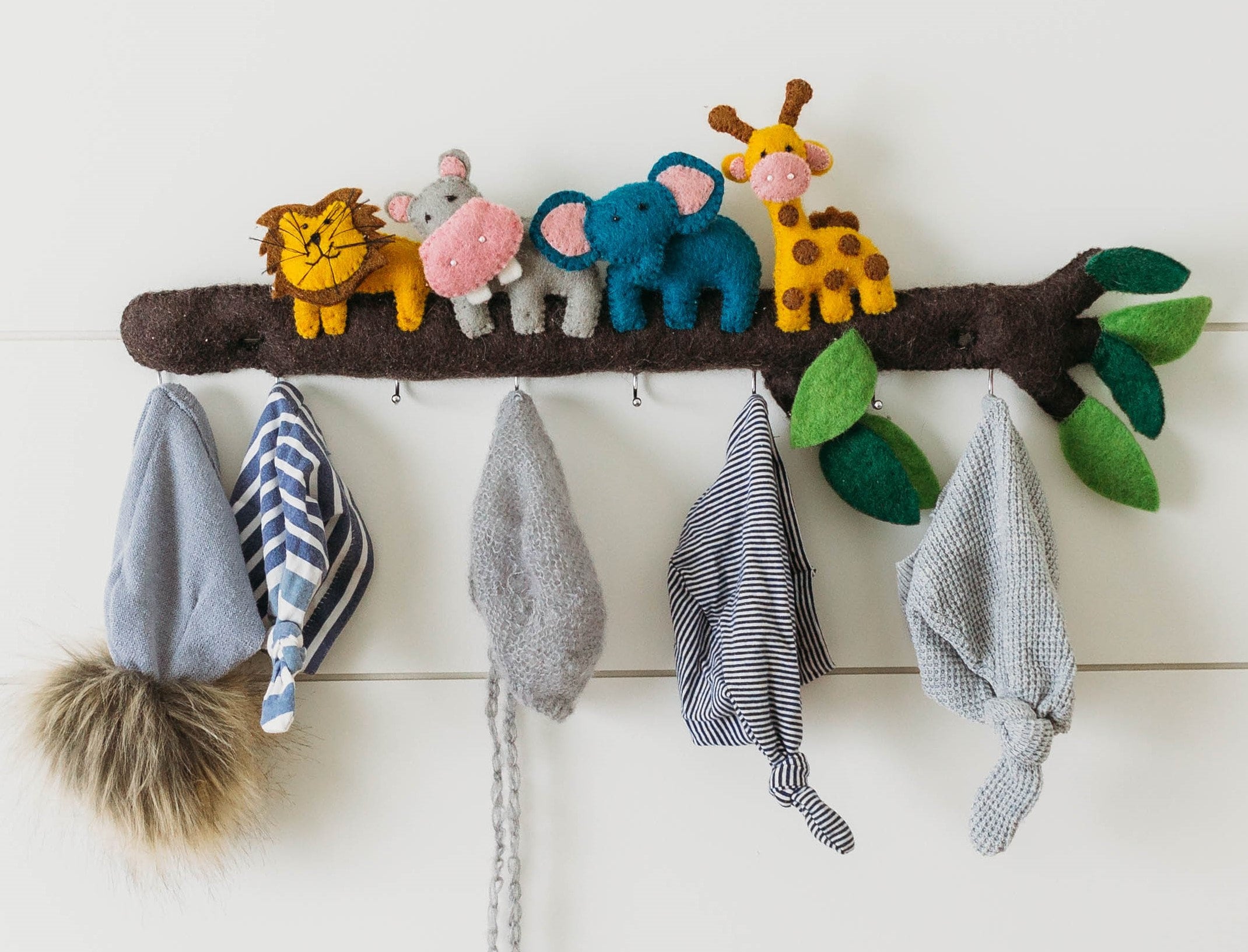 Felt Jungle nursery hook hanger / baby animal decor / jungle | Etsy