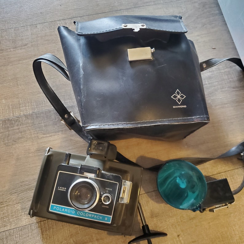 Vintage Polaroid Colorpack II Instant Film Camera W Flash and Leather ...