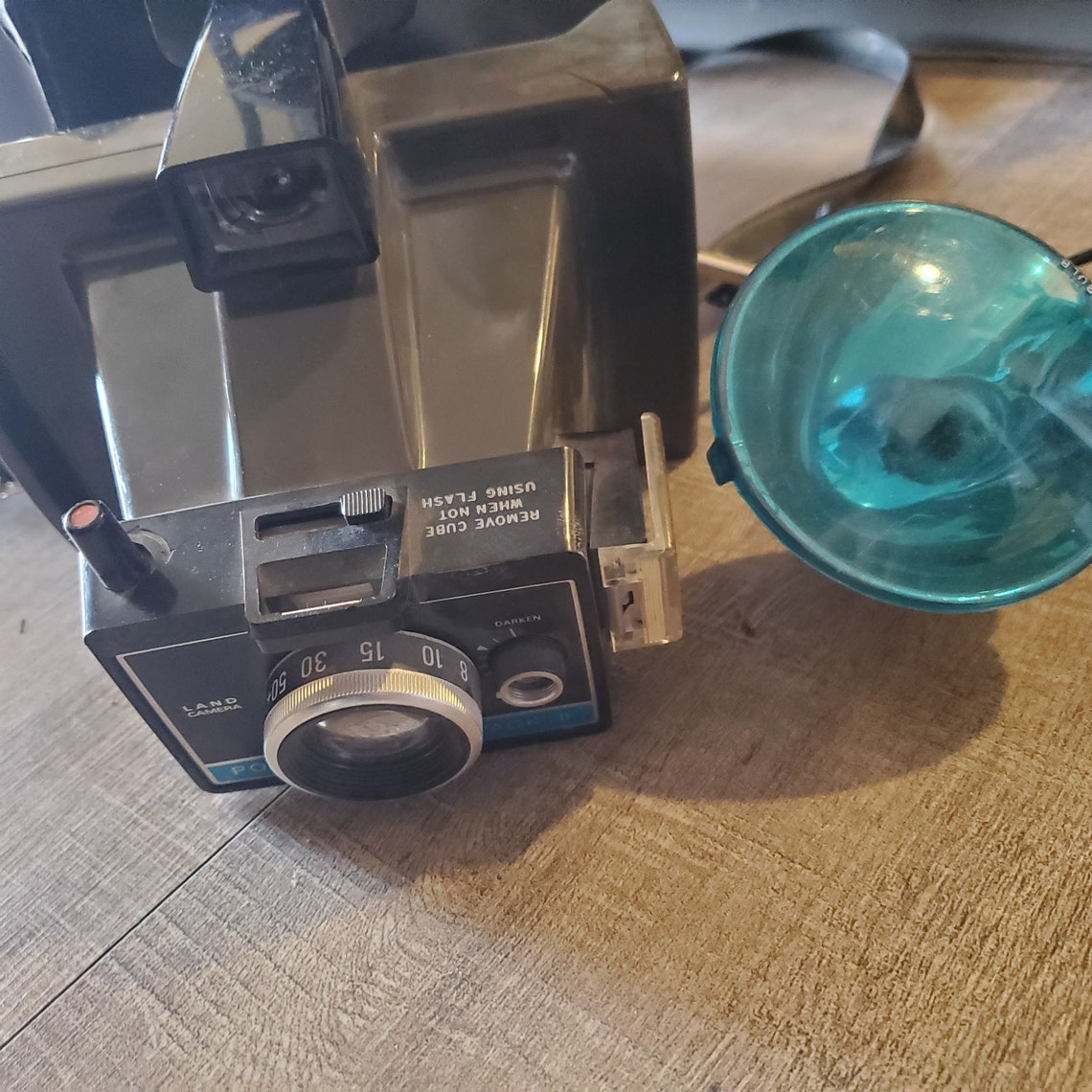 Vintage Polaroid Colorpack II Instant Film Camera W Flash and Leather ...