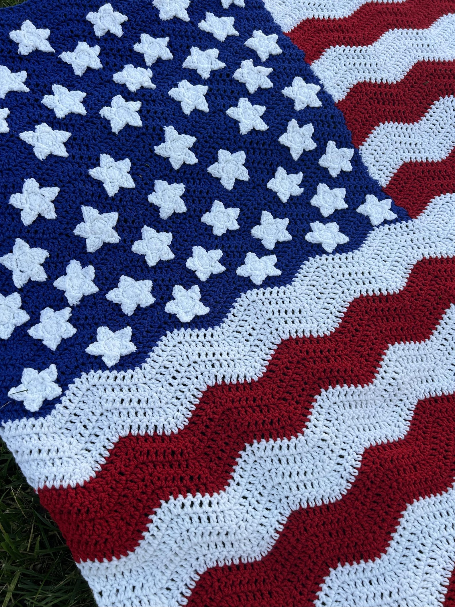 U.S. Flag Crochet Blanket Pattern | Patriotic Red White Blue Throw ...