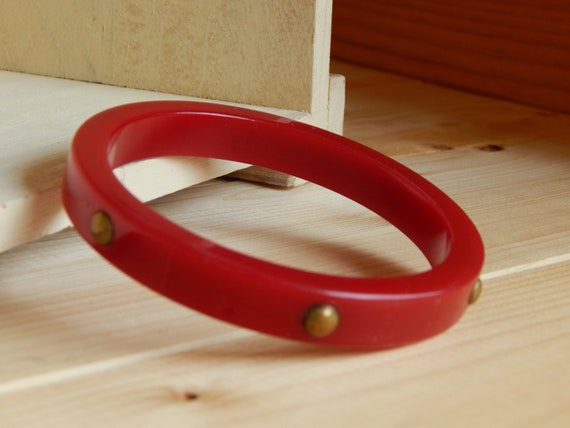 Vintage Red Bakelite Bangle Bakelite Bangle with Brass Studs | Etsy