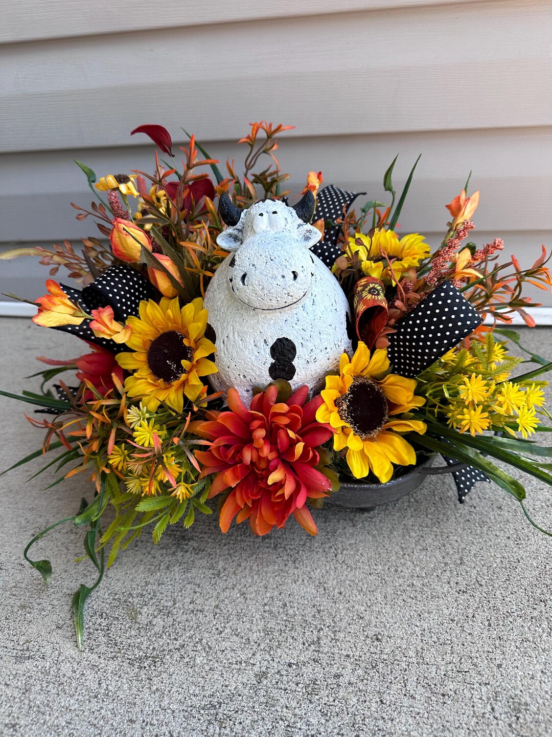 Fall Cow Centerpiece, Thanksgiving Table Arrangement, Fall Floral ...