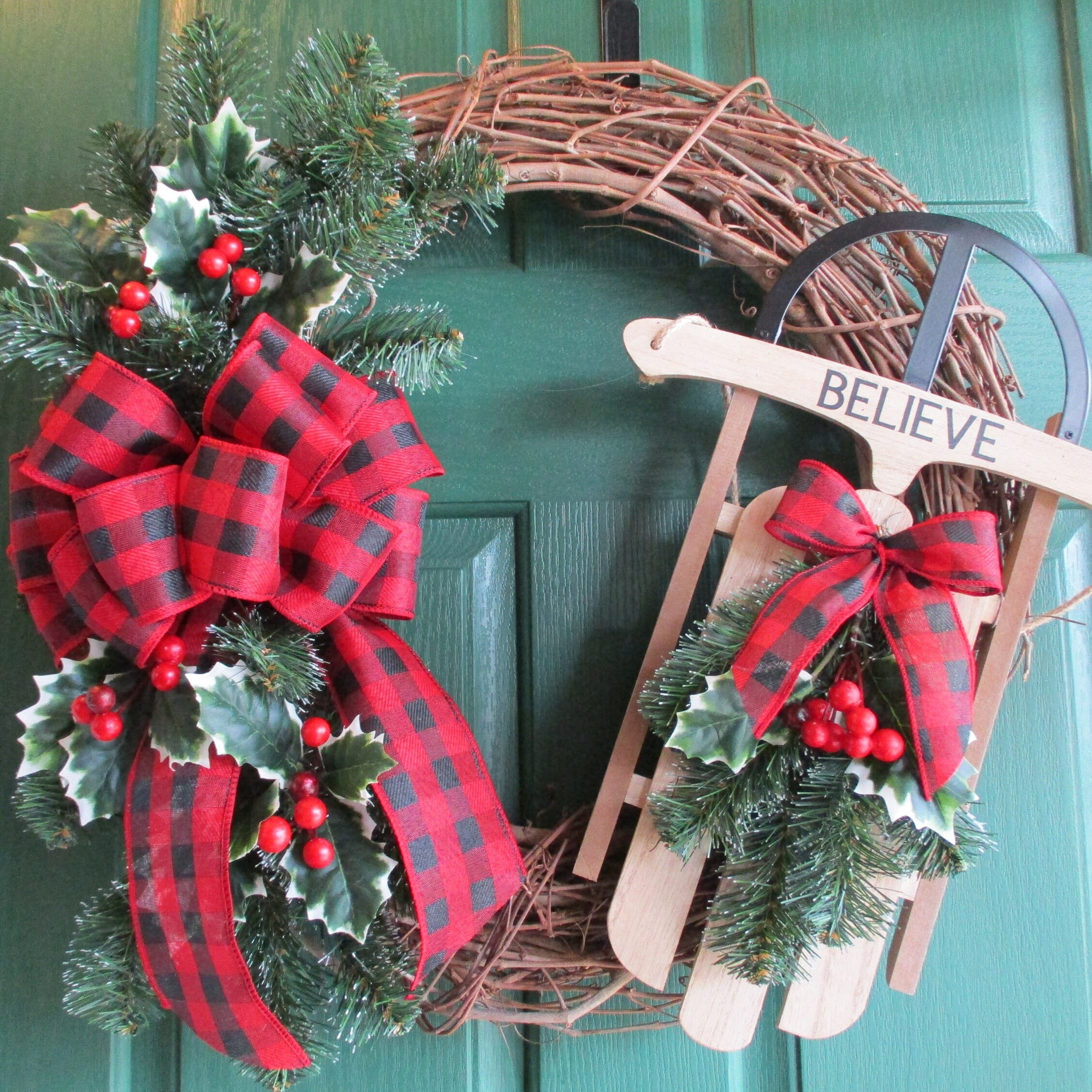 Winter Wreath With Sled, Buffalo Plaid Bow, Farmhouse Decor - Etsy