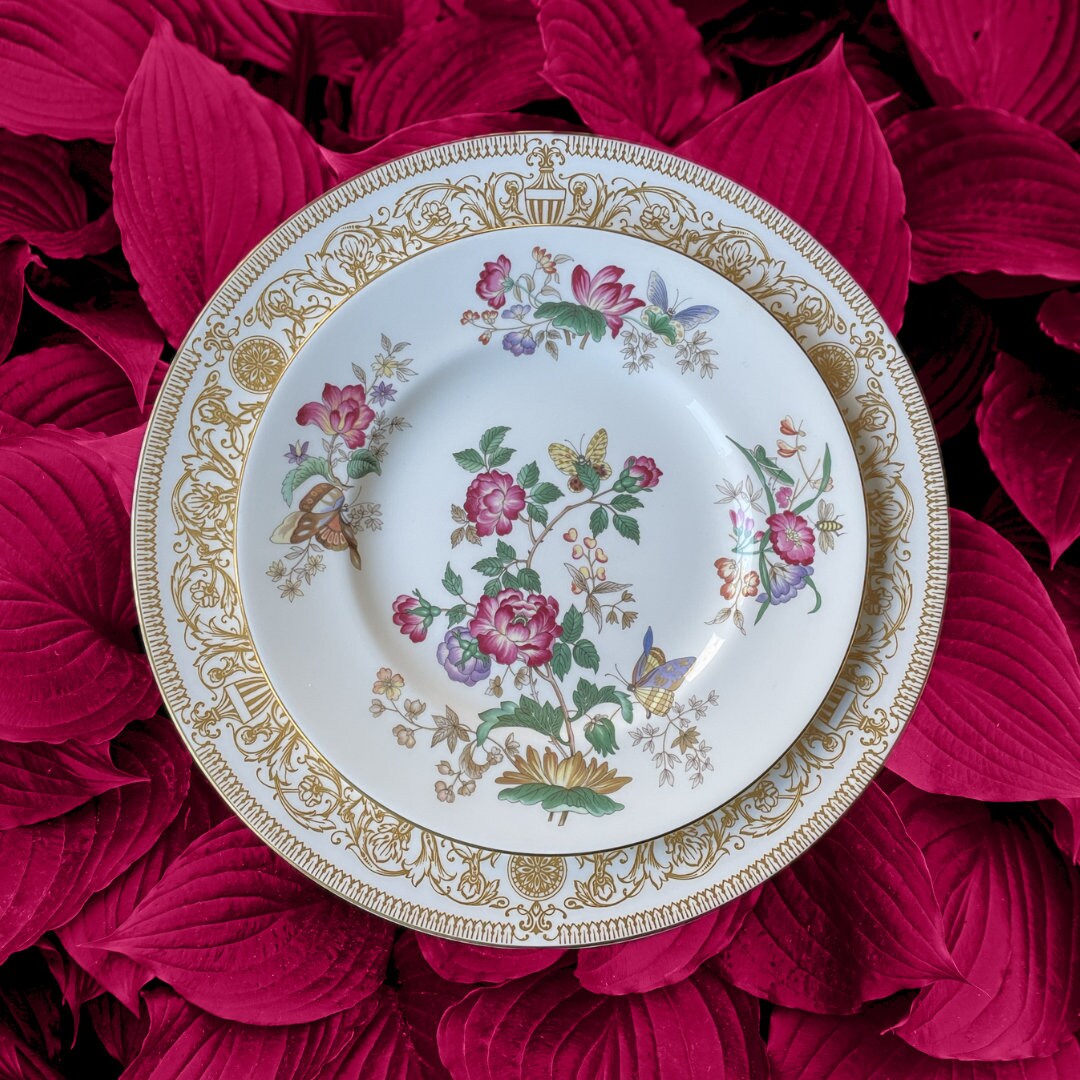 Gorgeous Vintage Fine Bone China Custom 8 Place Setting Set 5 - Etsy Gorgeous Vintage Fine Bone China Custom 8 Place Setting Set 5 - Etsy