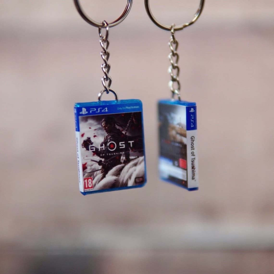Miniature PS4 Game Keychains & Magnets - Etsy