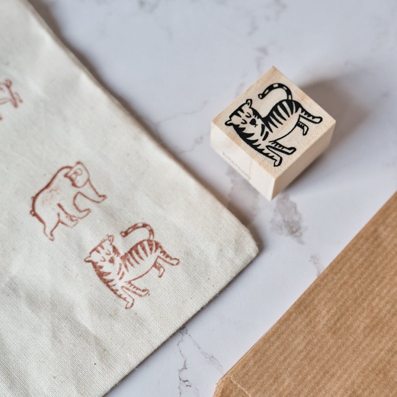 Tiger Rubber Stamp With a Modern Hand-drawn Style for Children's DIY ...