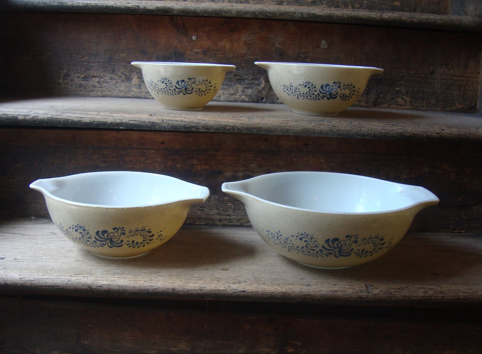 Vintage Pyrex Cinderella Mixing Bowl Set in Homestead - Etsy