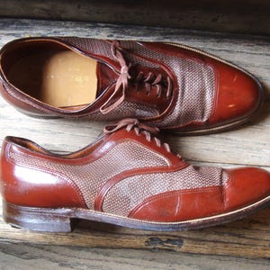 Vintage 1940's 1950's Two Tone Brown and Ivory Freeman Mesh Spectator ...