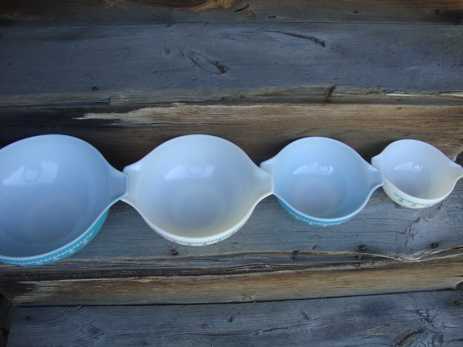 Vintage Pyrex Snowflake Garland Cinderella Mixing Bowl Set - Etsy