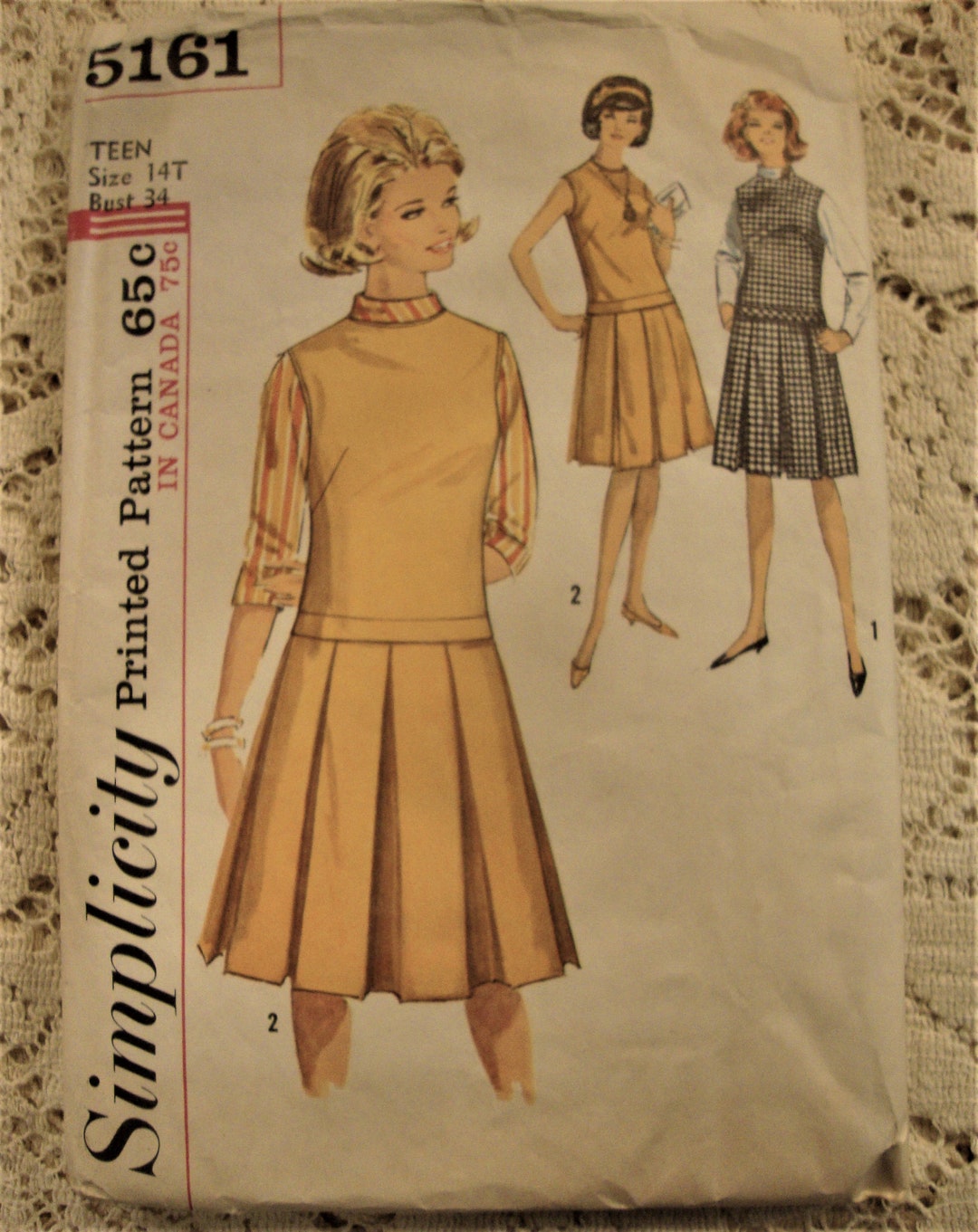 1960s Simplicity Sewing Pattern 5161: Sleeveless Dress, Pleated Skirt ...