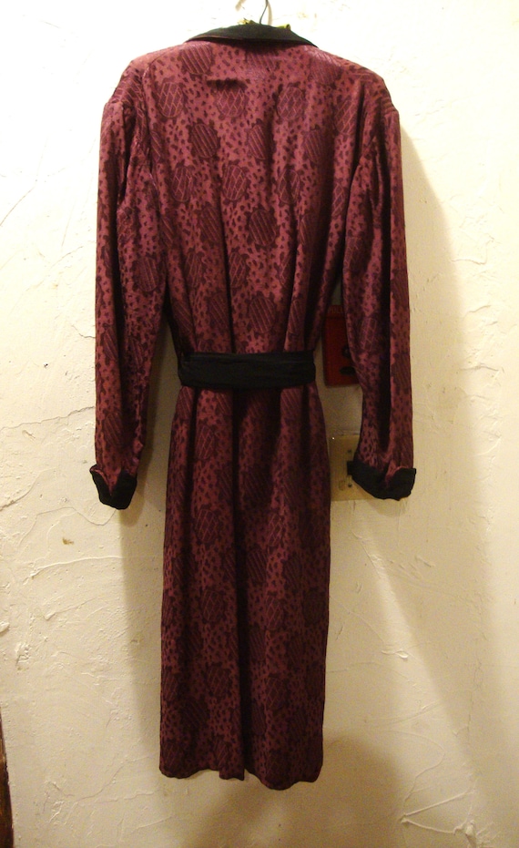 Vintage 1930's 1940's Maroon and Black Art Deco Patte… - Gem