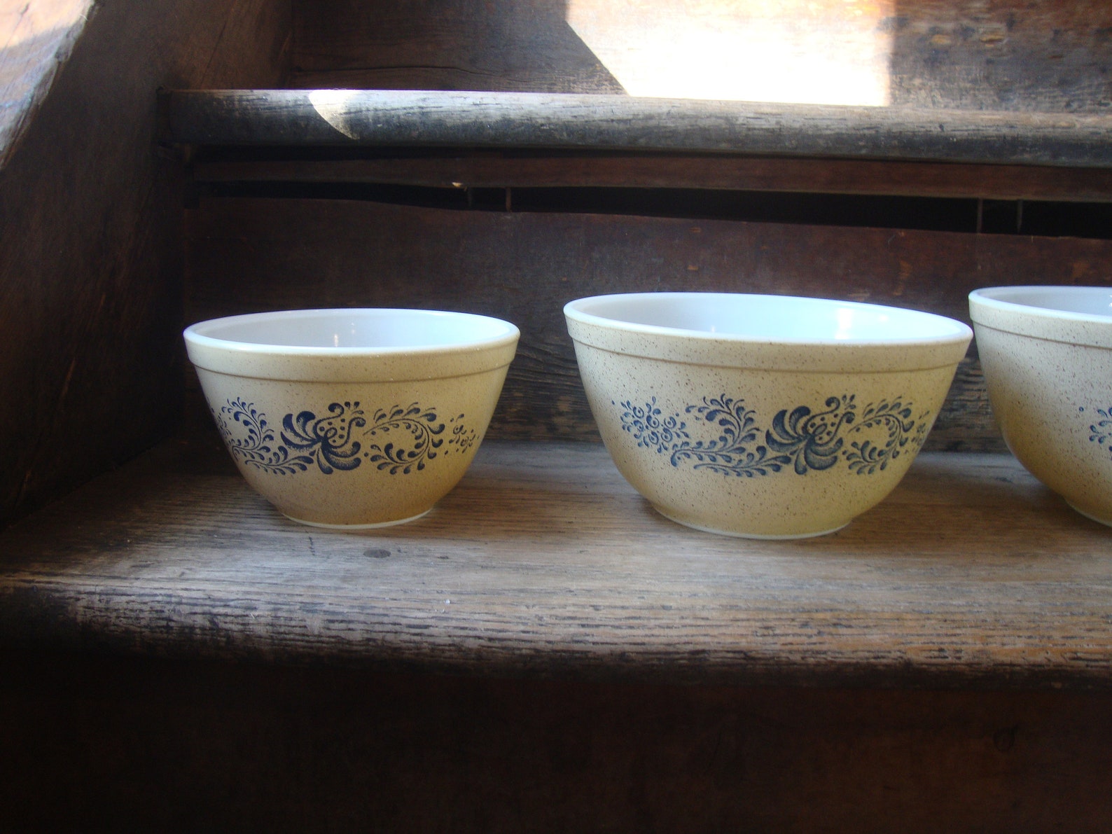 Vintage Pyrex Homestead Pattern Mixing Bowl Set - Etsy