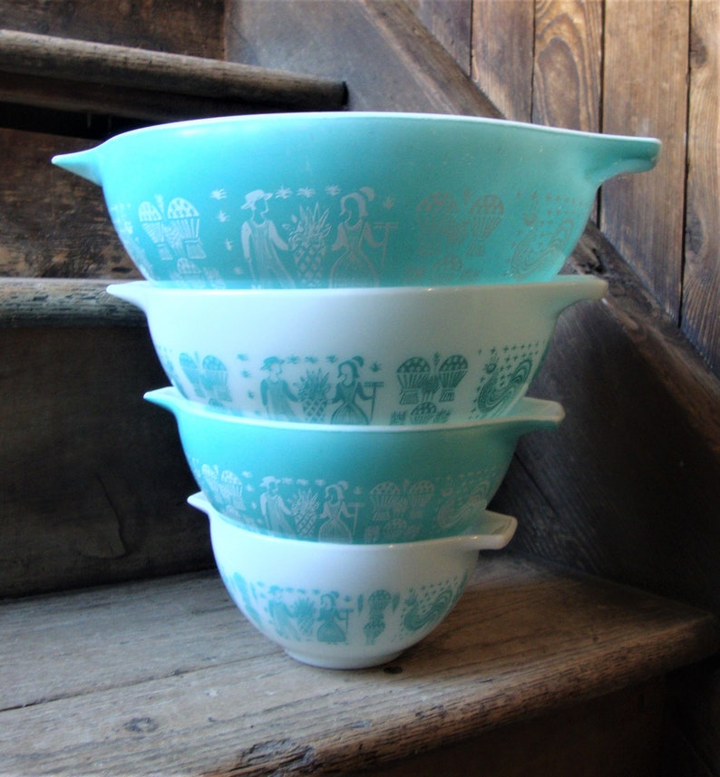 Vintage Pyrex Blue and White Amish Butterprint Cinderella - Etsy