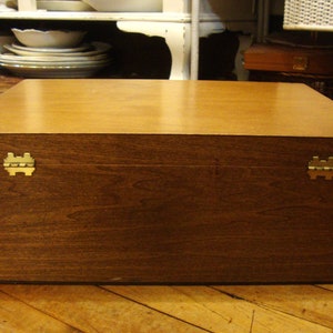 Vintage Medium Brown Wooden Silverware Flatware Box With Drawer ...