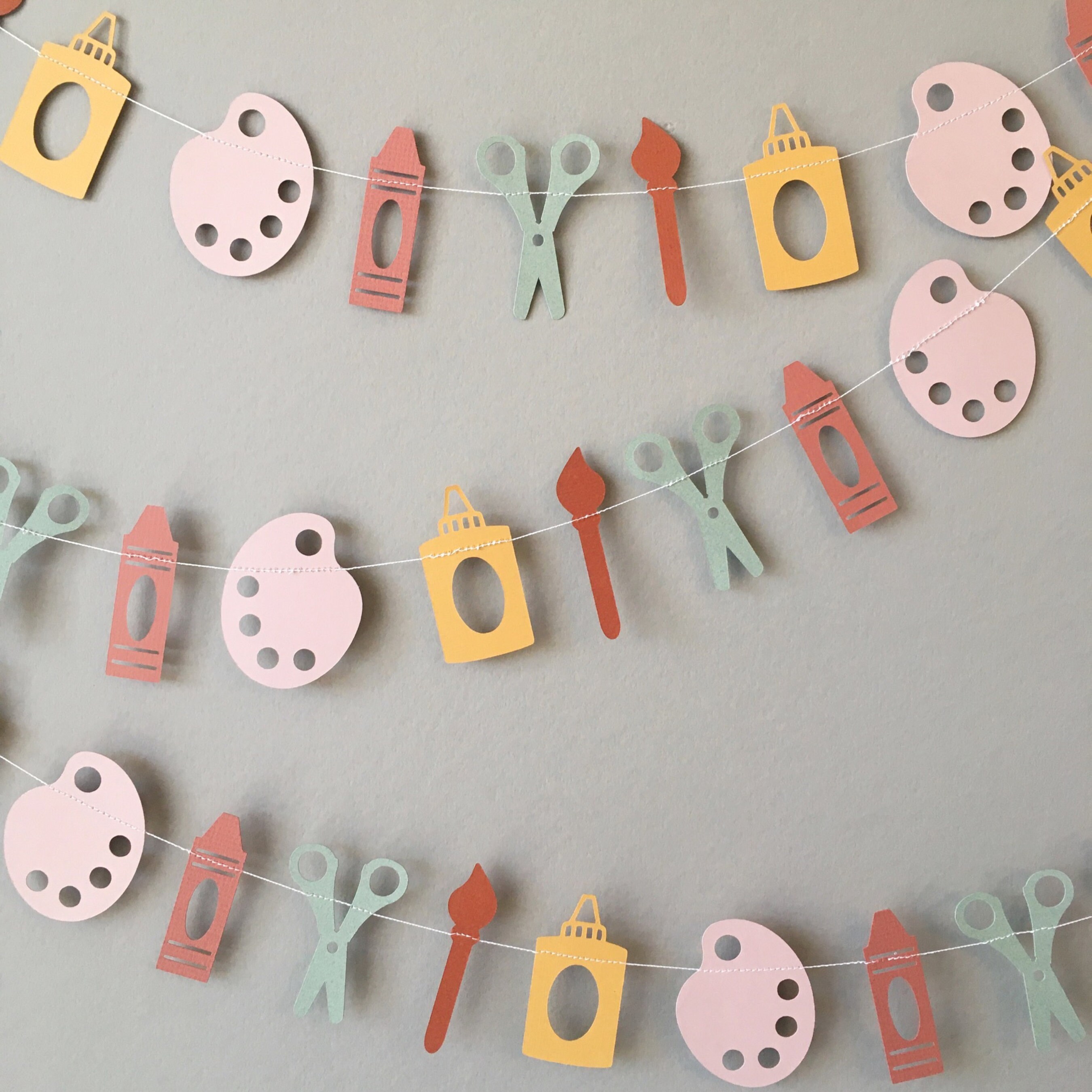 Back to School Garland Art Classroom Decor School Theme - Etsy