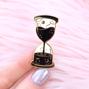 Hourglass Hard Enamel Pin // Cosmic Space Witchy Time - Etsy Australia