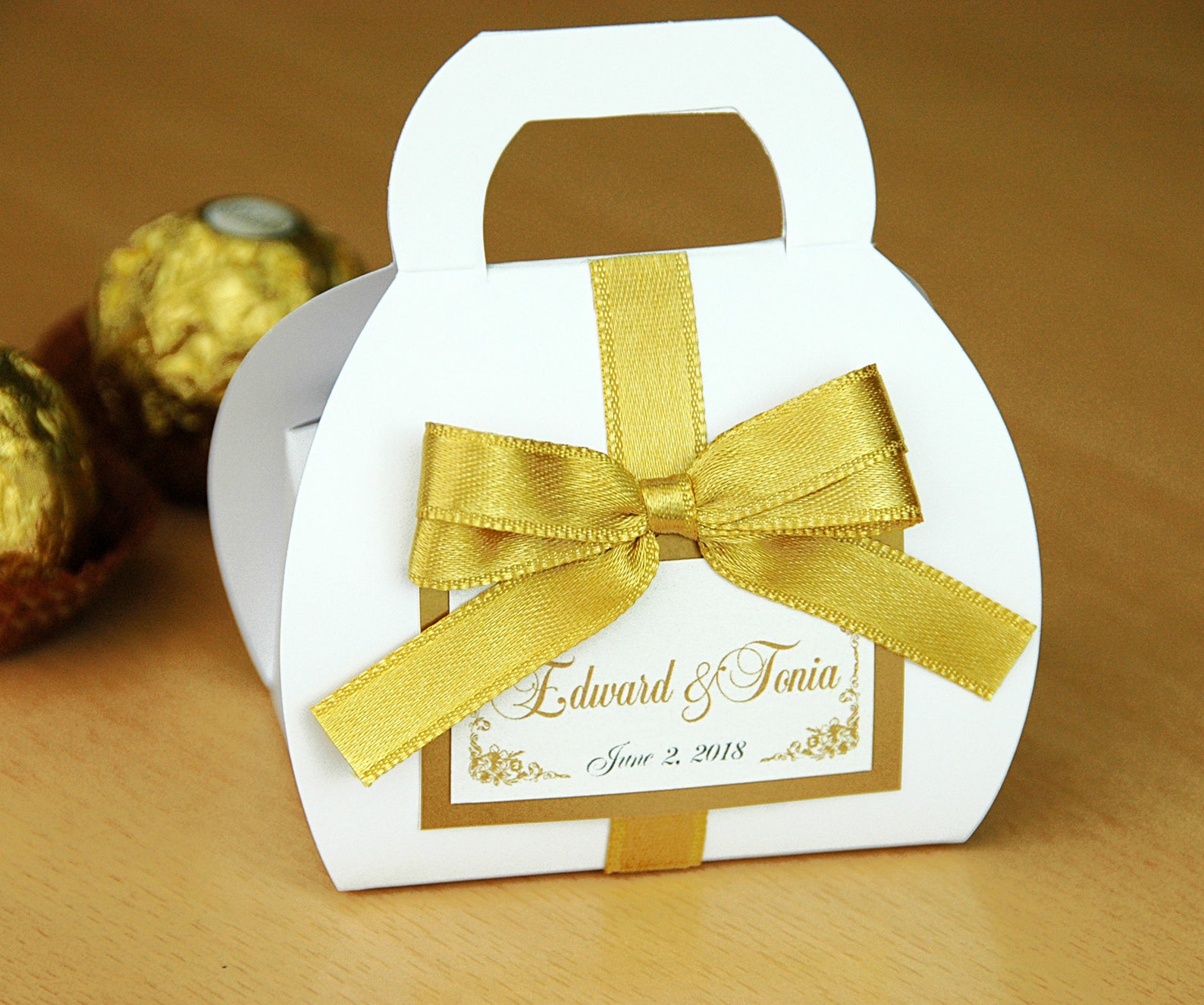 Personalized Gold Wedding Bonbonniere Elegant Favor Candy Boxes With ...