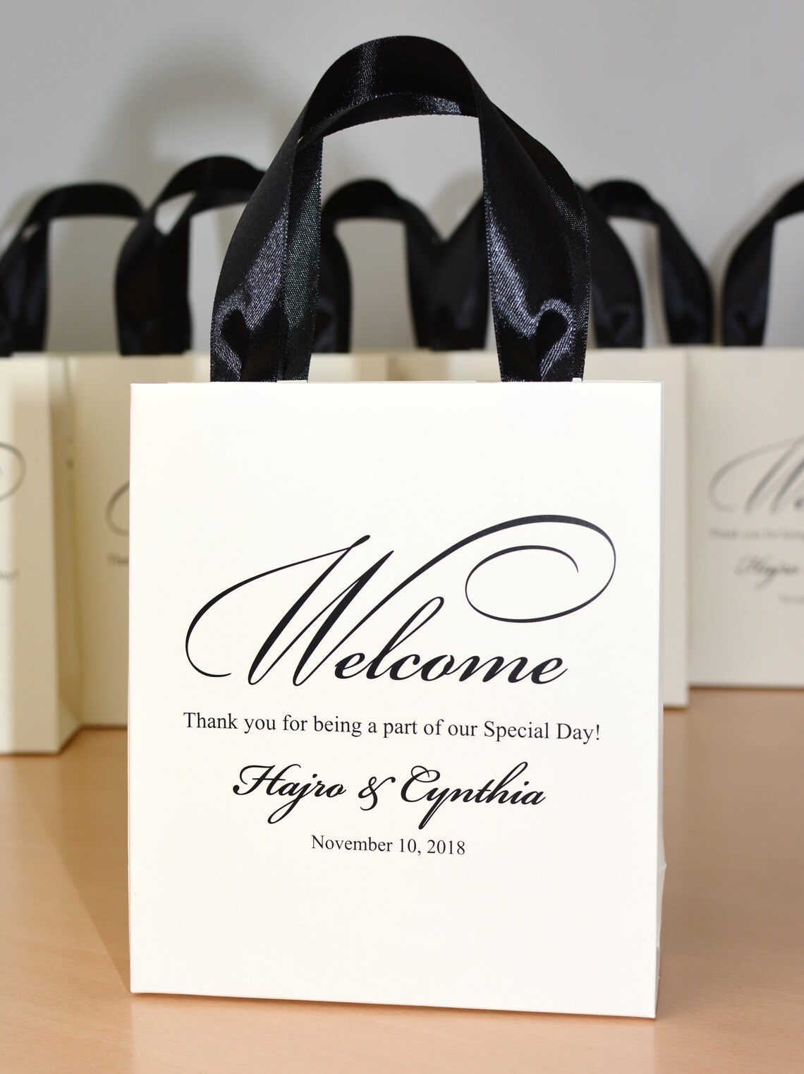 30 Ivory Wedding Welcome Bags With Satin Ribbon Handles and Your Names ...