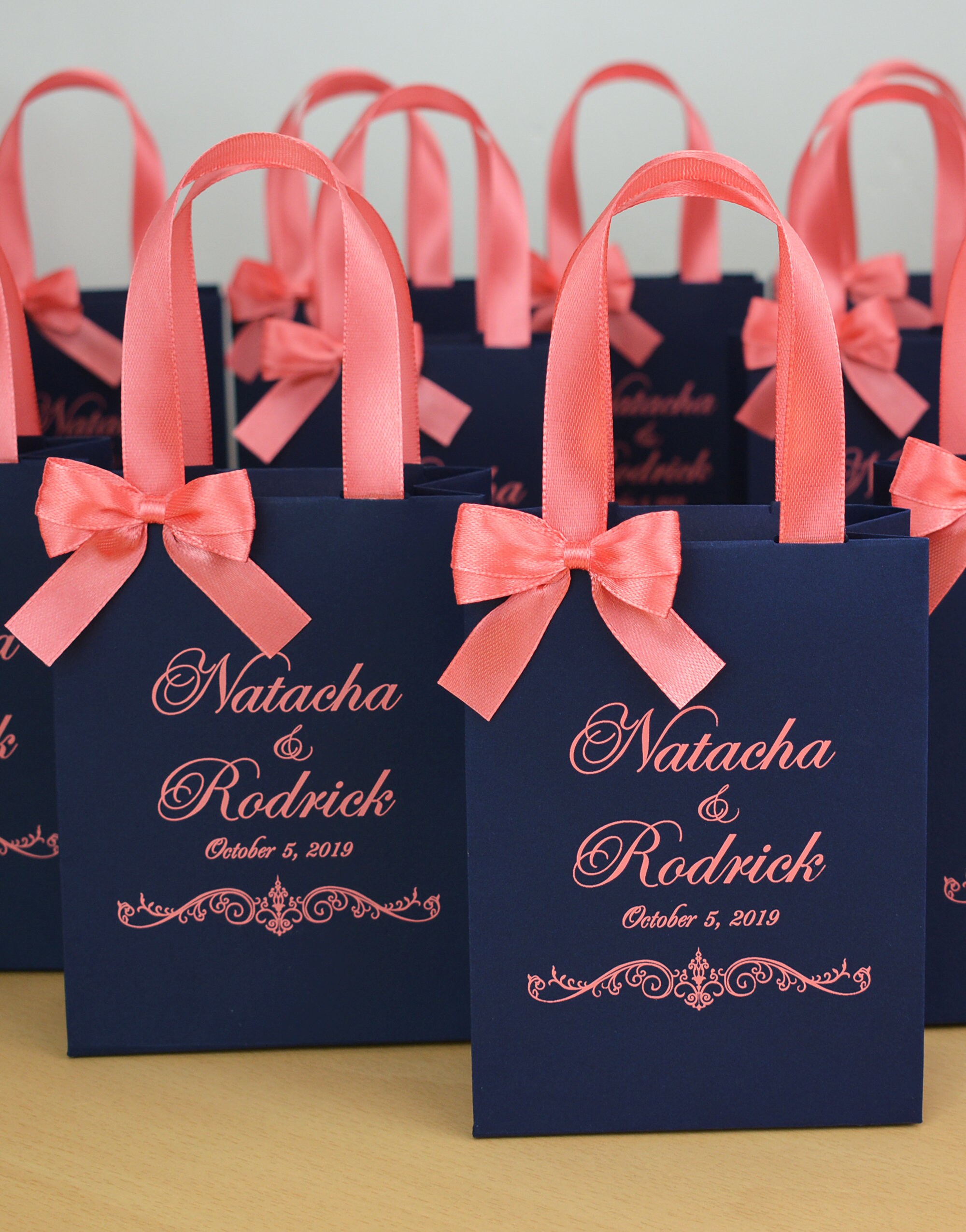 25 Wedding Welcome bags with satin ribbon handles bow and | Etsy