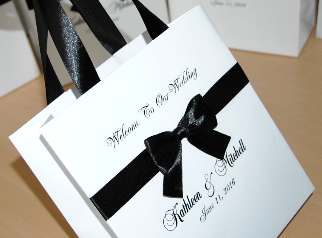25 Wedding Welcome Bags With Satin Ribbon, Bow and Names - Elegant ...