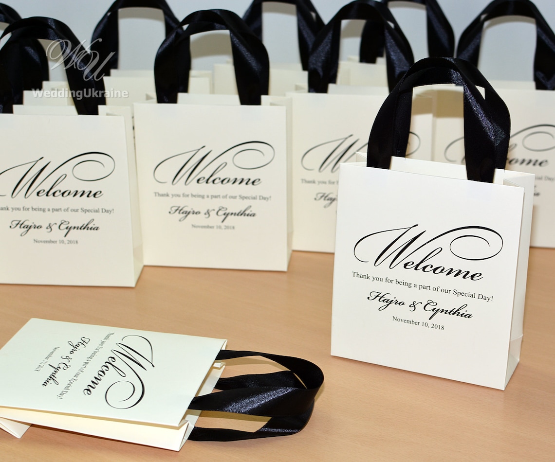 30 Ivory Wedding Welcome Bags With Satin Ribbon Handles and Your Names ...