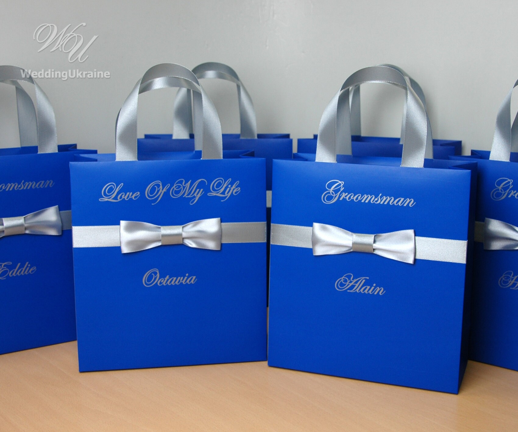 Elegant Groomsmen Bags With Male Satin Bow and Custom Names Royal Blue ...