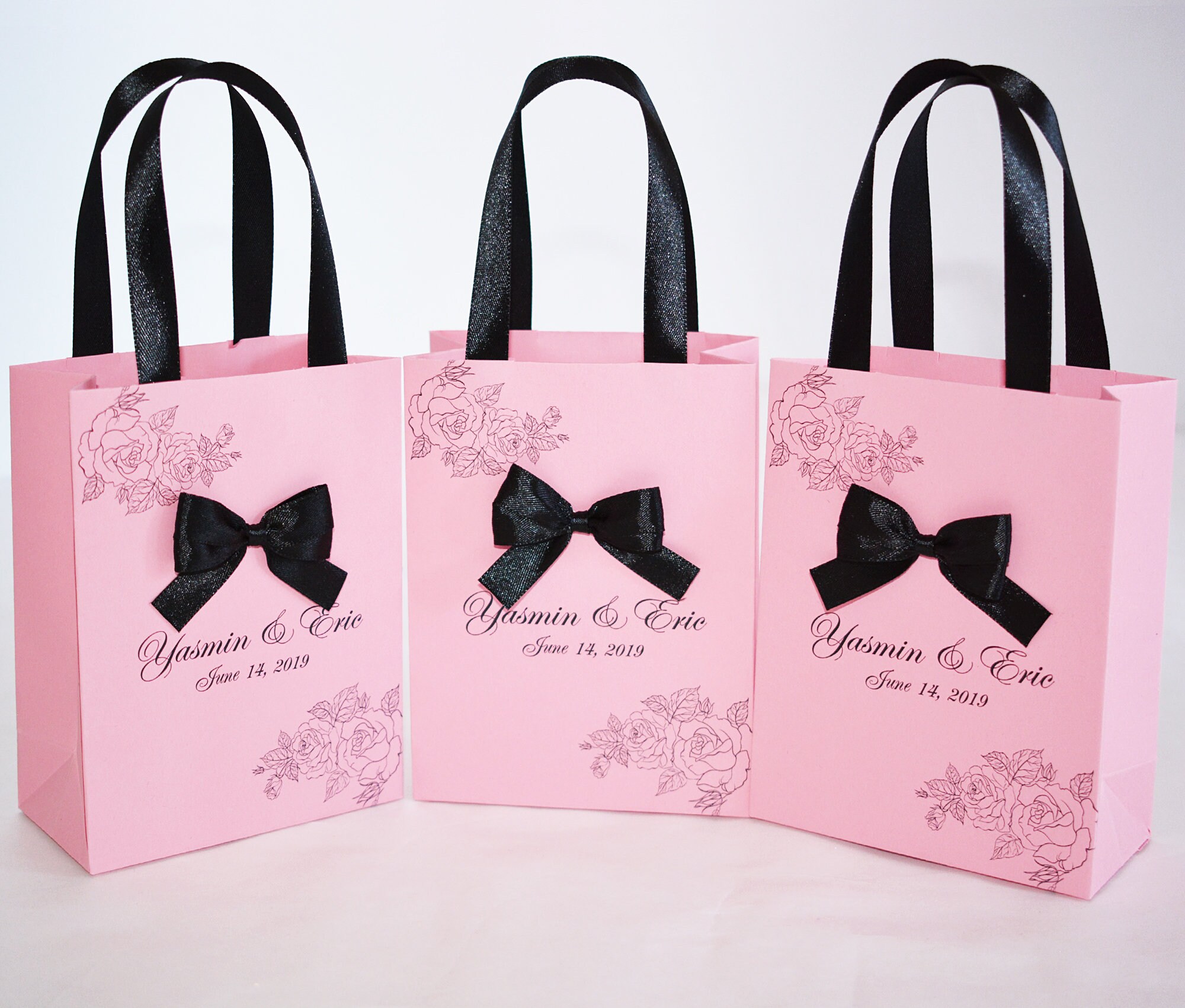 25 Elegant Wedding Welcome bags with satin ribbon handles bow | Etsy