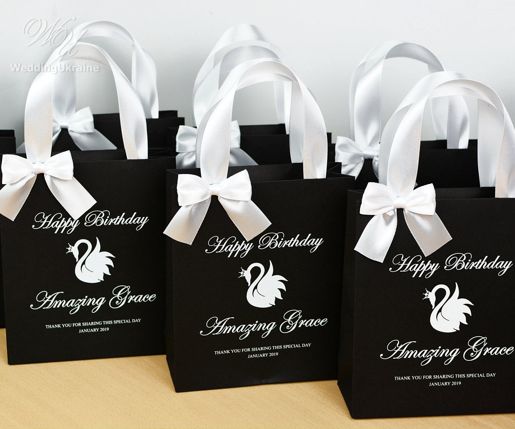 35 Chic Black & White Birthday Party Gift Bags With Satin - Etsy