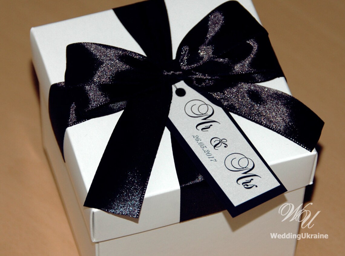 Mr and Mrs Gift Box With Satin Ribbon, Bow and Custom Personalized Tag ...