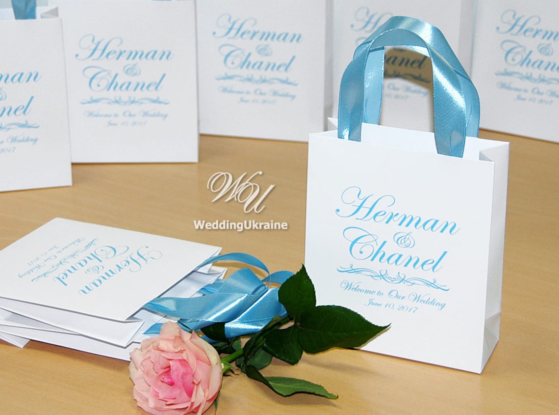 30 Light Blue Personalized Paper Gift Bags for Your Wedding Guests ...