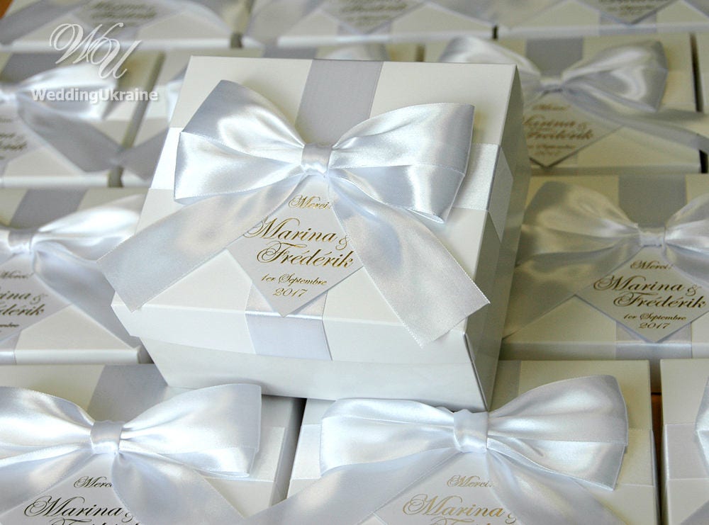 50 Wedding Favor Gift Boxes With Satin Ribbon Bow & Gold Foil | Etsy