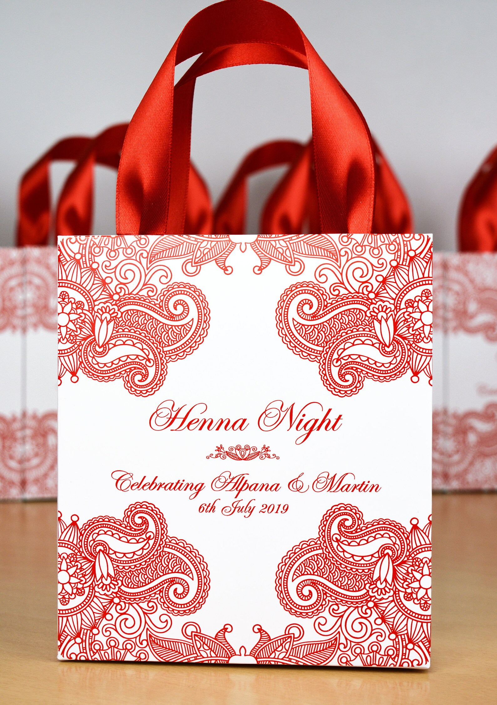 35 Henna Night gift bags with satin ribbon handles & your | Etsy