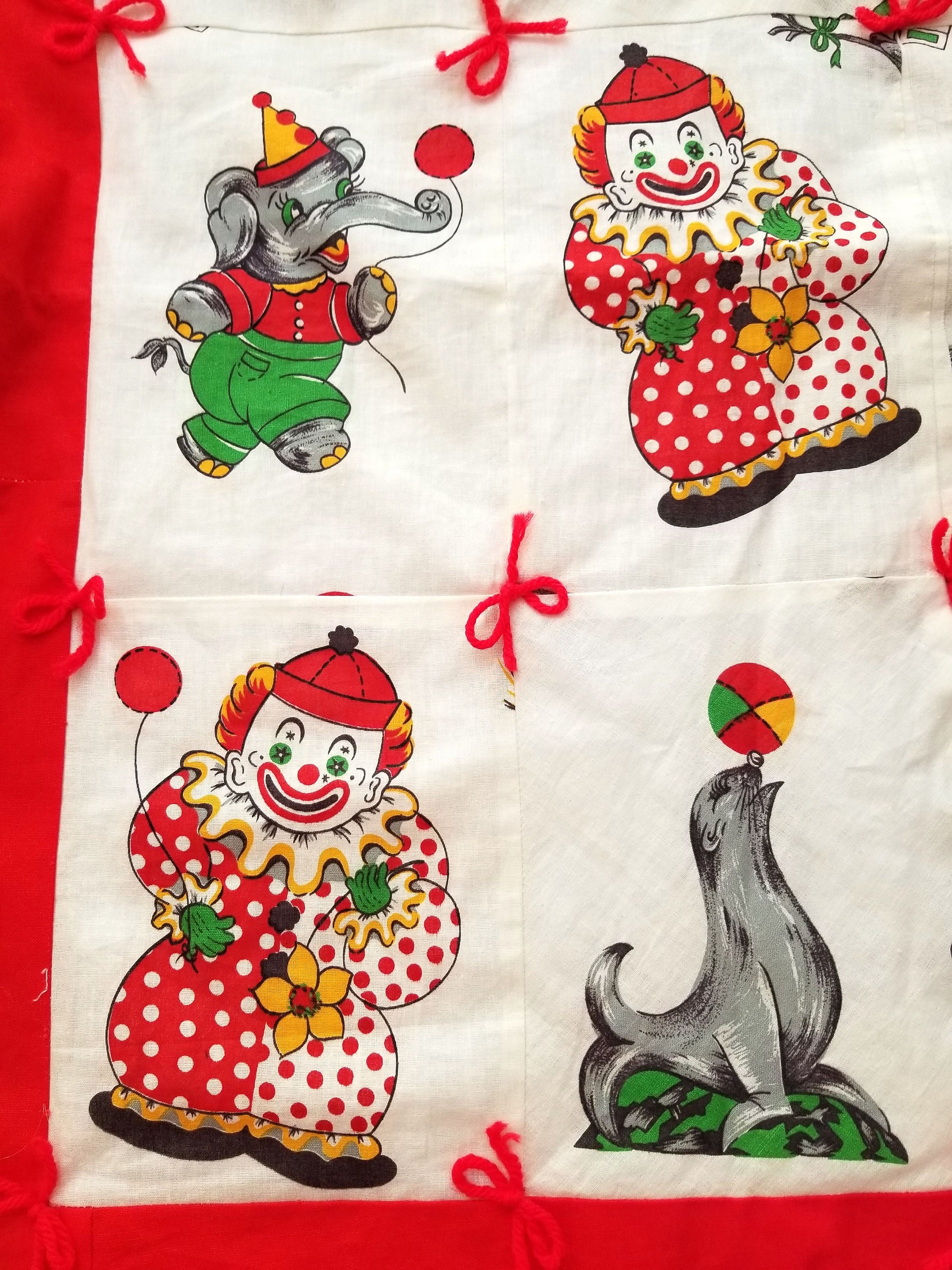 Circus Clown Themed Three-piece Quilt Set With Two Blankets - Etsy UK