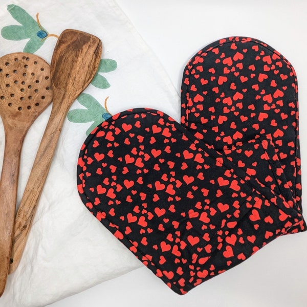 Heart Oven Mitt - Etsy