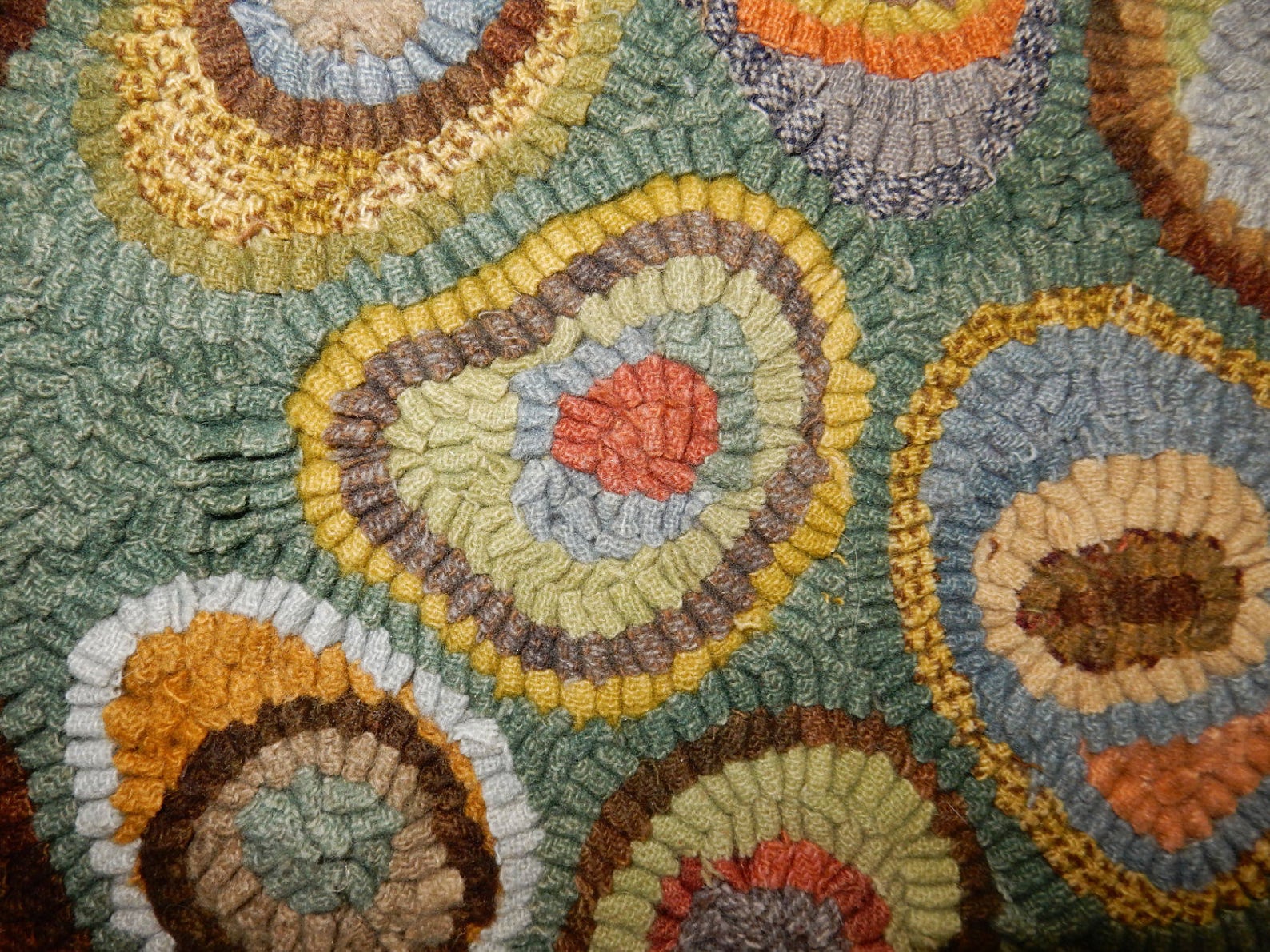 CAT PAW ROUND Rug Pattern for Hooking or Punch Needle. Round | Etsy