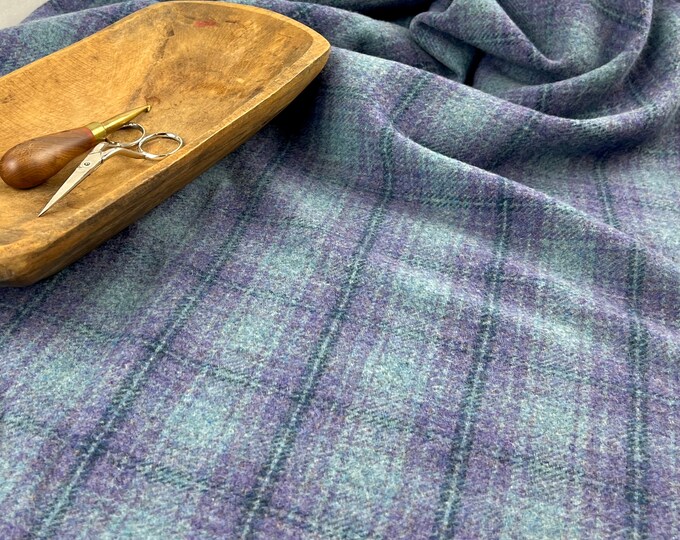 100% Wool Fat 1/4's (16"x28") for Rug Hooking, Appliqué and Fabric ...
