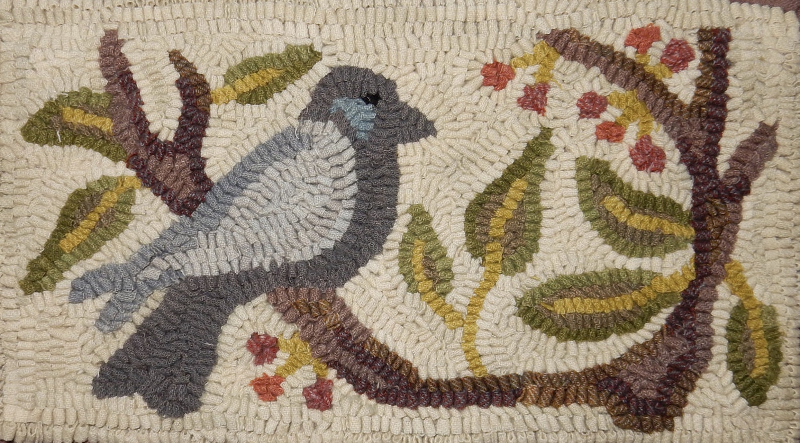 BIRD WITH BERRIES Rug Pattern for Hooking or Punch Needle. - Etsy