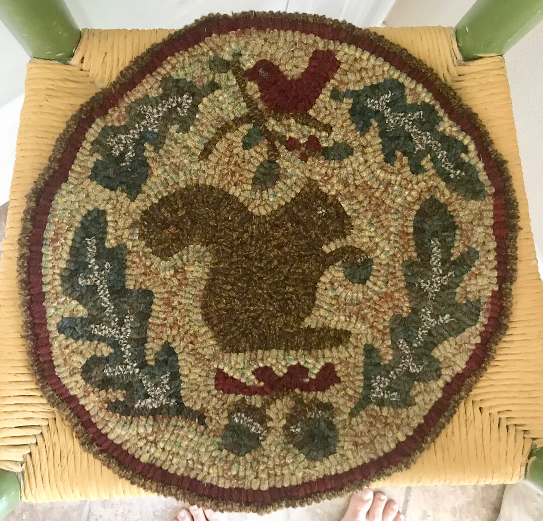 Rug Pattern for Hooking and Punch Needle. Round 12", 14" or 16 ...