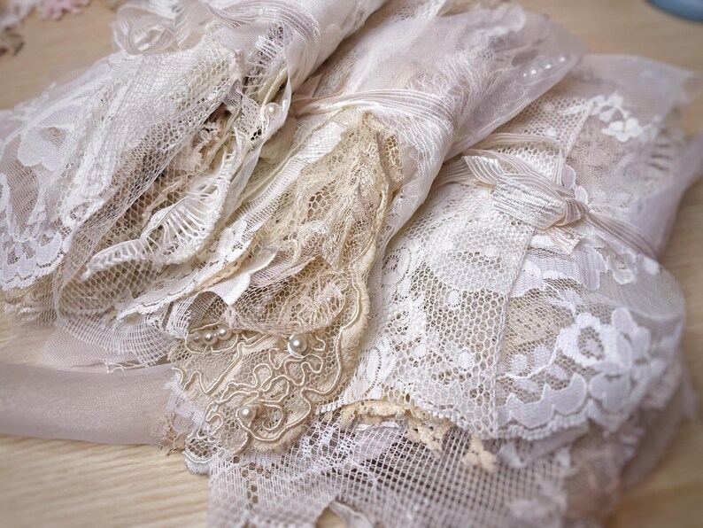 40 Pcs Vintage Off-white Lace Scrap Mystery Set for Scrapbooking, Junk ...