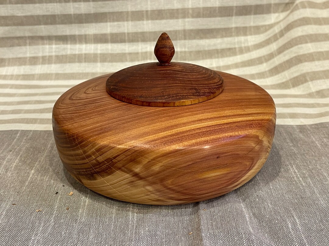Cedar Bowl With Lid - Etsy