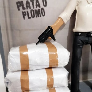 Figurine Figurines Action Figure Pablo Escobar Plata or Plomo - Etsy