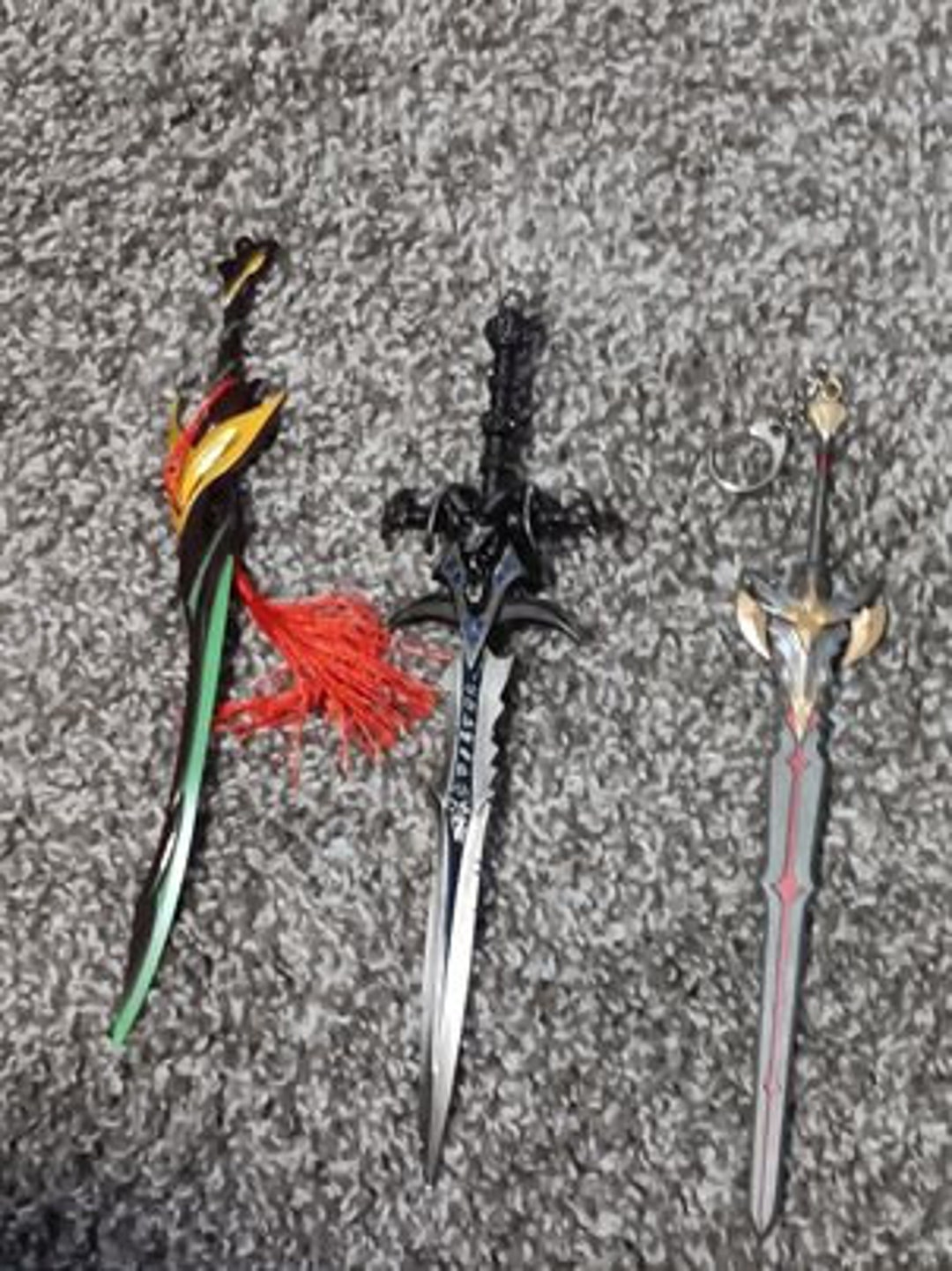 MARKED DOWN Anime Comic and Gamer TOY Metal Daggers Set of 3 See ...