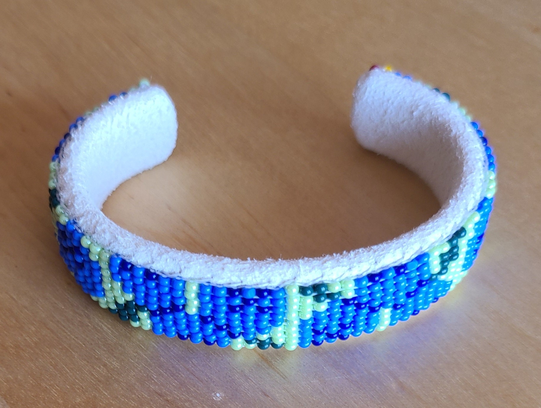 Native American (ojibwe) Minaan (blueberries) Beaded Bracelet - Etsy