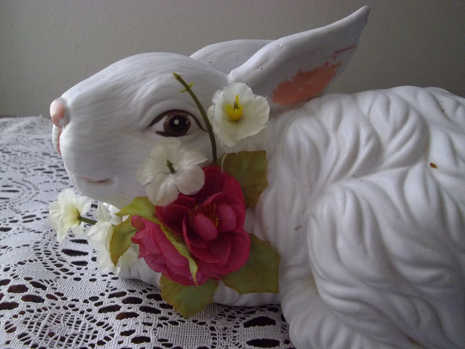 White Reclining Bunny Rabbit Pottery Figurine Vintage - Etsy