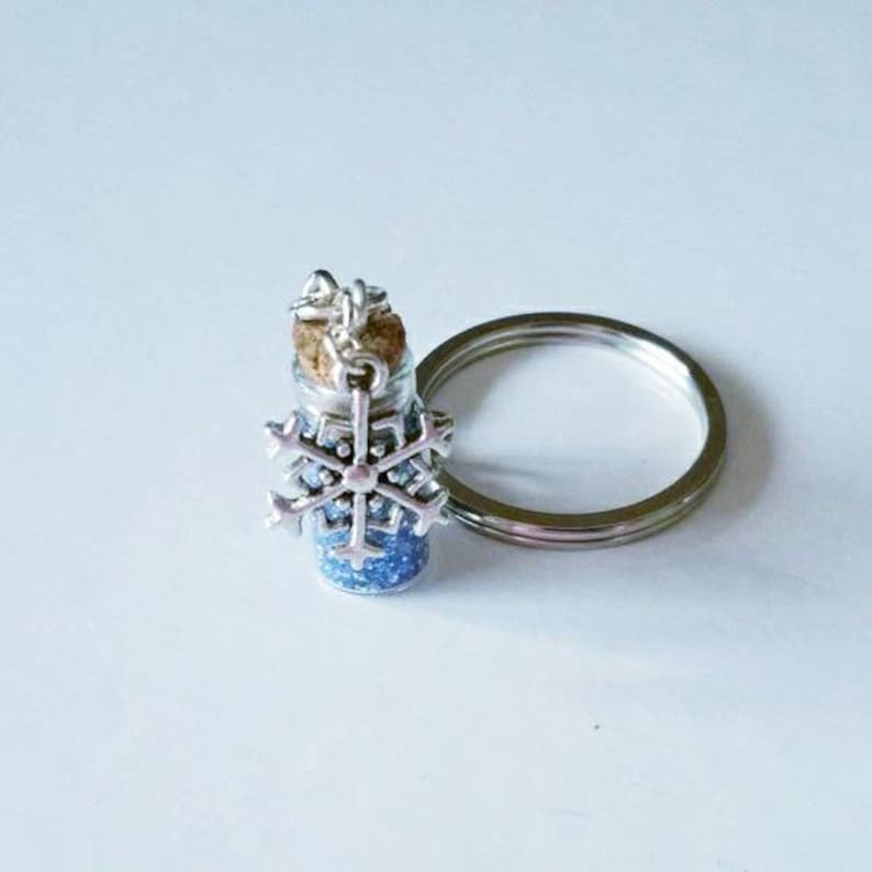 Snow Flake Glitter Keychain Snowflake Key Ring Sparkly - Etsy