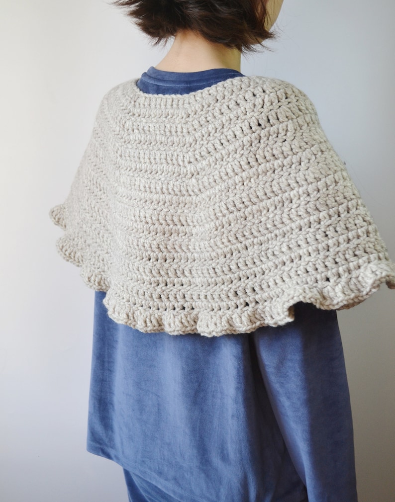 Crochet Cape Capelet Pattern: Easy Poncho Shawl (PDF Download) - Etsy