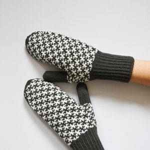Knit Mittens for Woman Dark Grey White Mittens Winter Mittens - Etsy