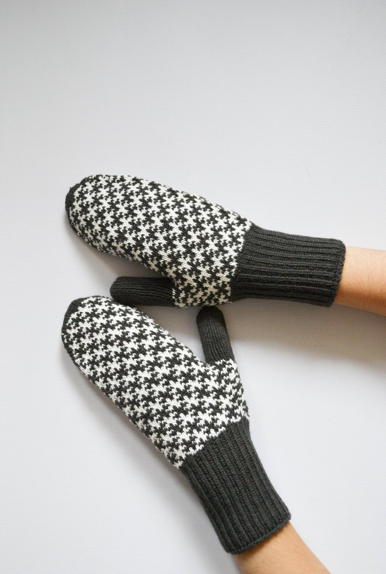 Knit Mittens for Woman Dark Grey White Mittens Winter Mittens - Etsy