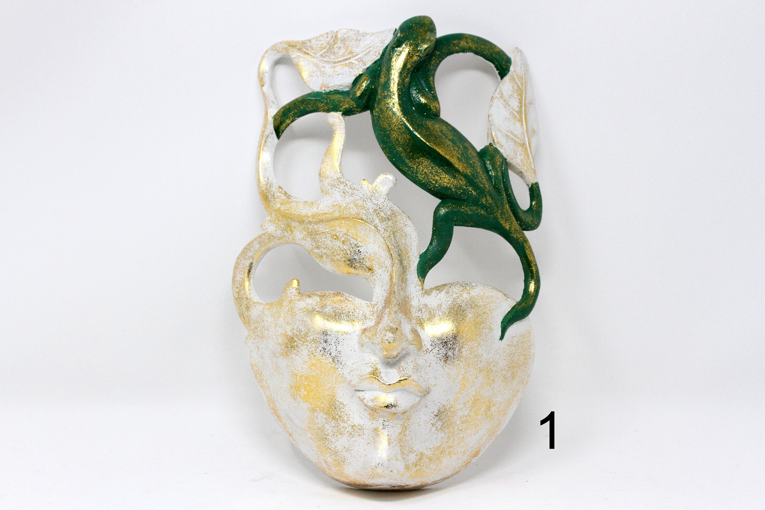 Máscara de sueño de colibrí pintado de madera tallada | Etsy