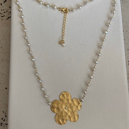 Large Flower Necklace Pearl Necklace Hammered Gold Flower Necklace Pearl and Flower Necklace Unique Jewelry Cute Jewelry Gift best for Her